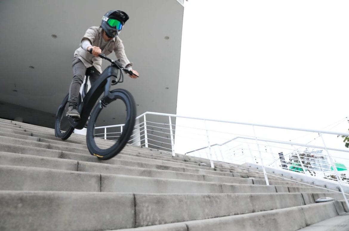 Reevo: The Hubless E-Bike Review - Mr Gadget